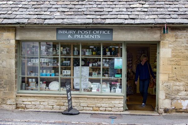 Visiter Bibury et son Arlington Row Entrance - Hashtag Voyage